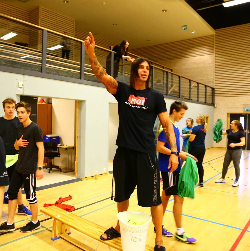 Kjører «monstermage» med elevene – NRK Trøndelag – Lokale nyheter, TV ...