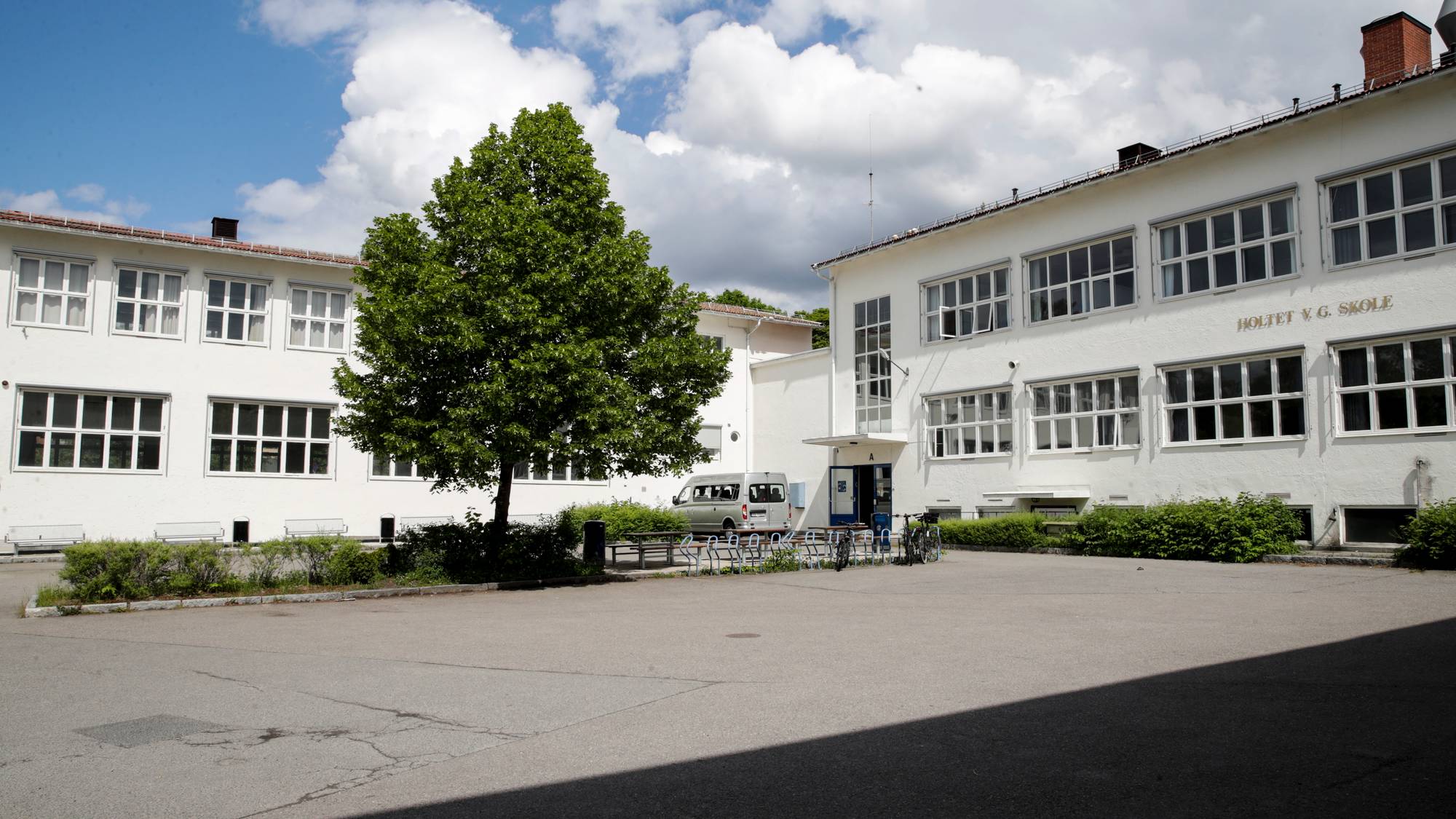 Campus Ekeberg er lagt på is: Vil legge ned Holtet videregående skole i ...