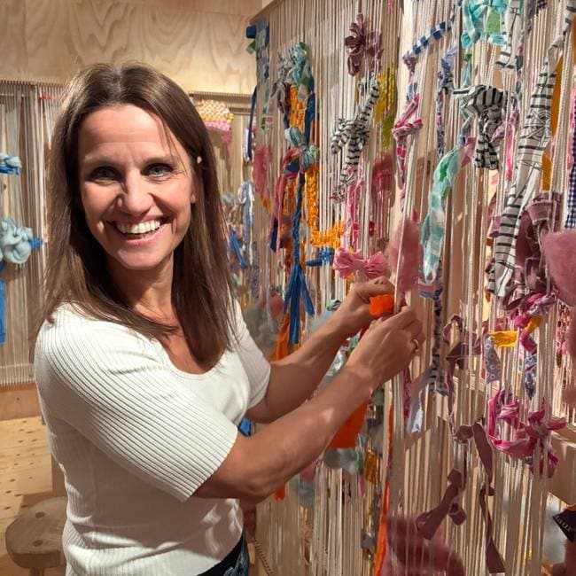 Anmeldelse: «KUNST·HÅND·VERK» på Nasjonalmuseet – Anmeldelser og ...