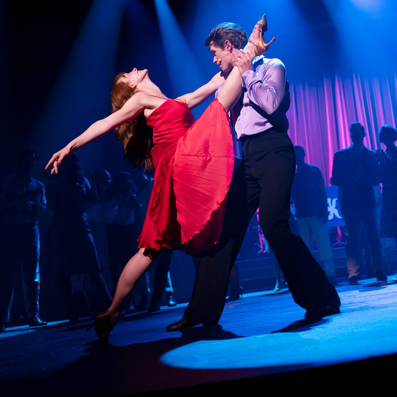 Anmeldelse: «Dirty Dancing» på Chateau Neuf, Oslo – Anmeldelser og ...