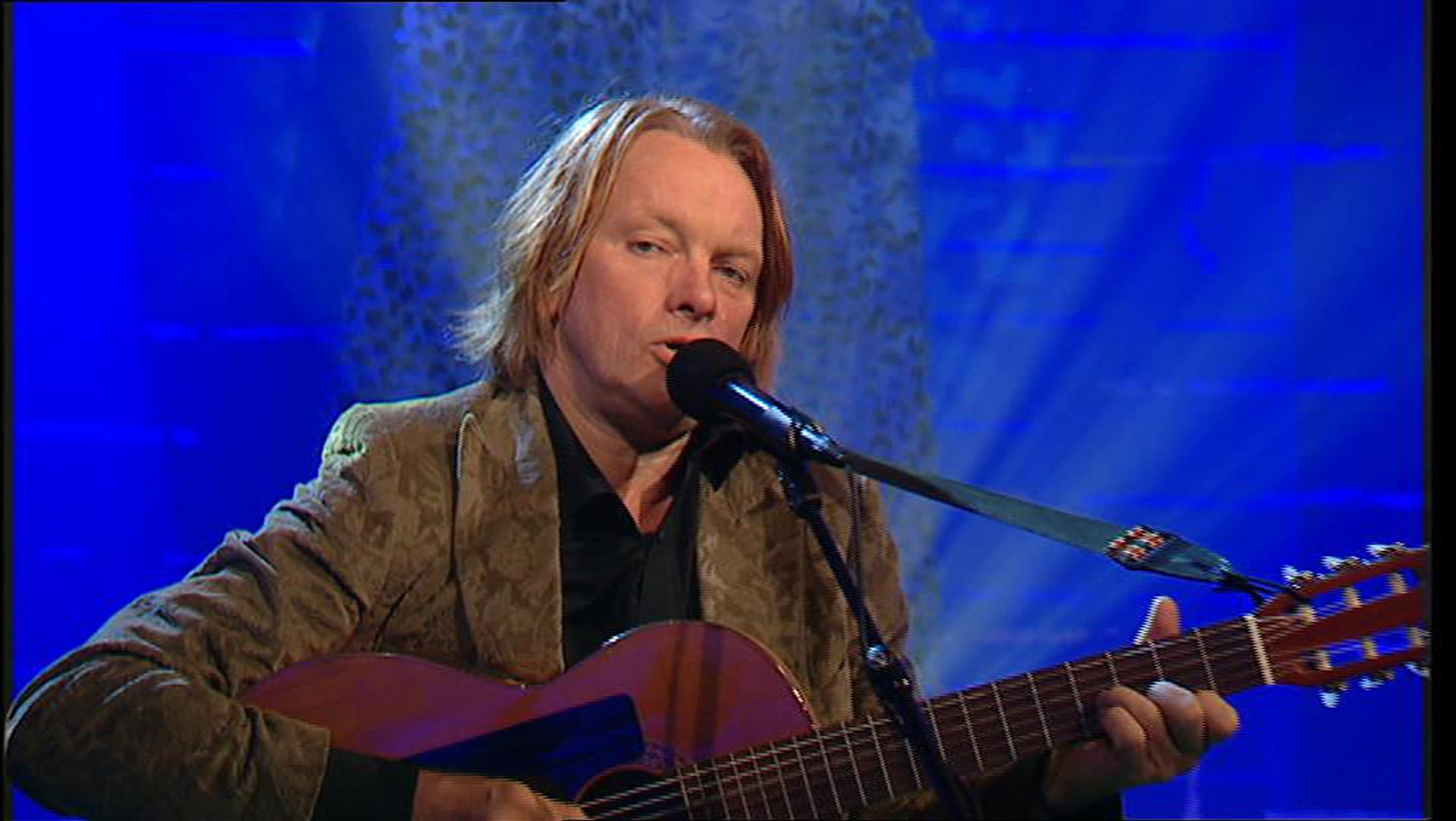 Jan Eggum framfører «Myrsnipa» – NRK