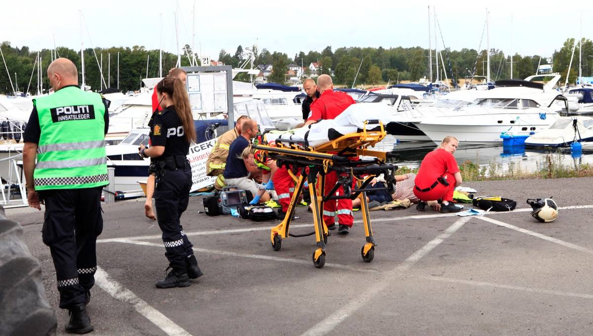 Alvorlig skadd etter båtulykke – Siste nytt – NRK