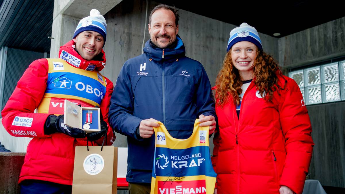 Flere stjerner mottok Holmenkollmedaljen – NRK Sport – Sportsnyheter ...