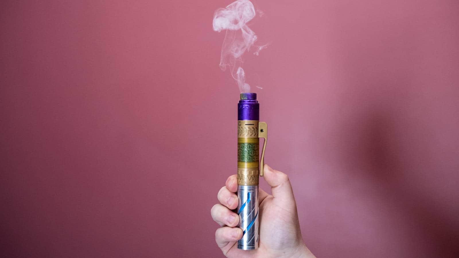 Vape og e-sigaretter mer vanlig blant unge – NRK Norge – Oversikt over ...