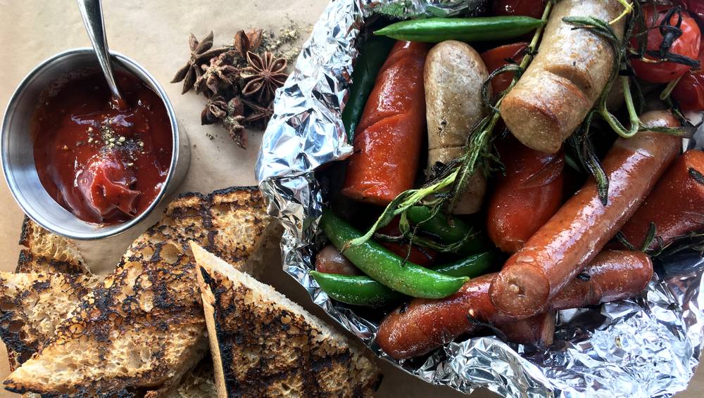 Grill­pølser de luxe – NRK Mat – Oppskrifter og inspirasjon