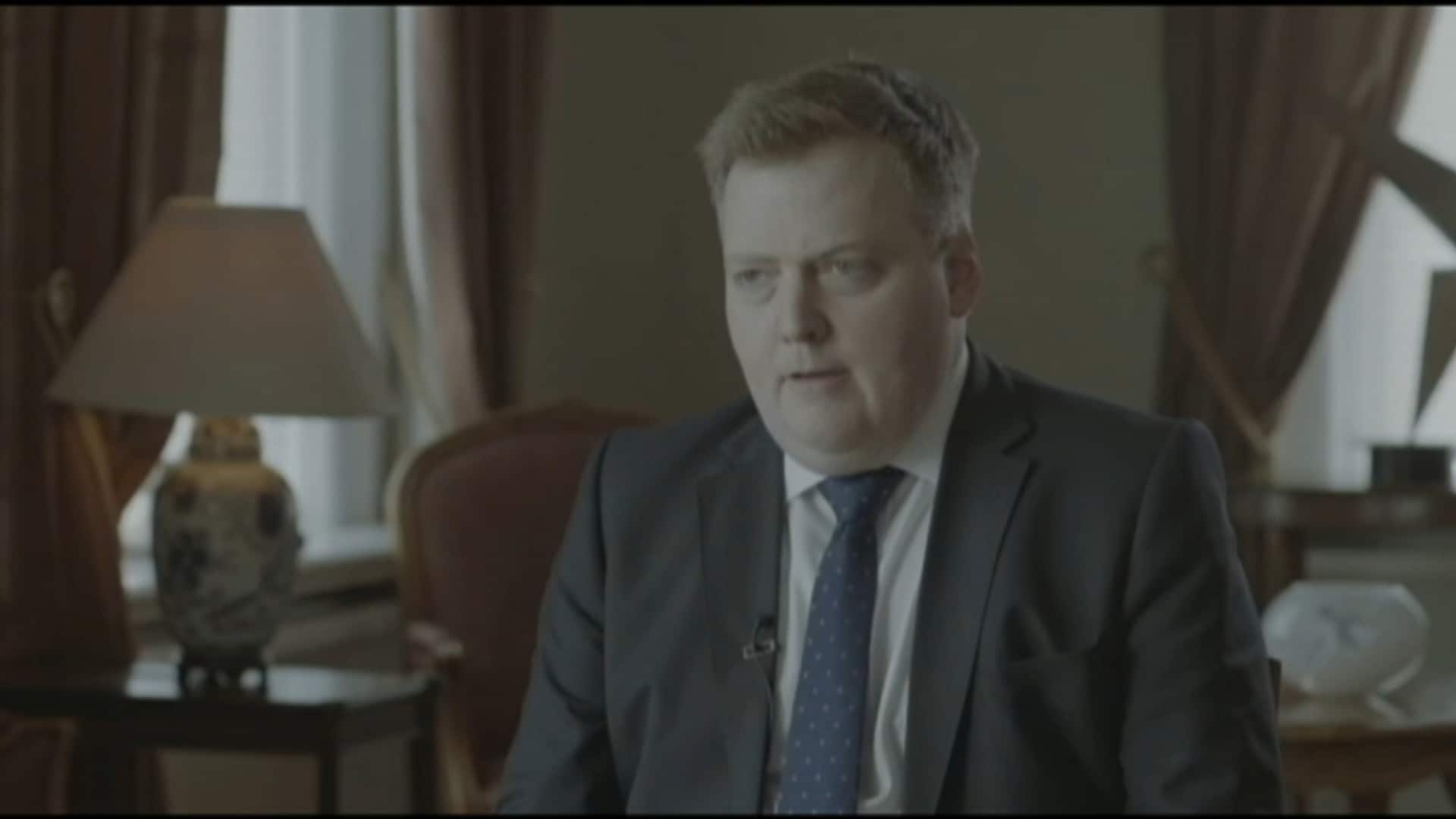 Islands statsminister forlater intervjuet - føler seg anklaget – NRK