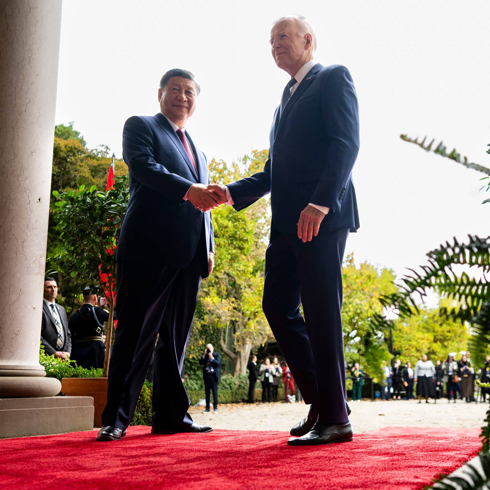 Trump varsler 25 prosent toll på varer fra Canada og Mexico – NRK Urix ...