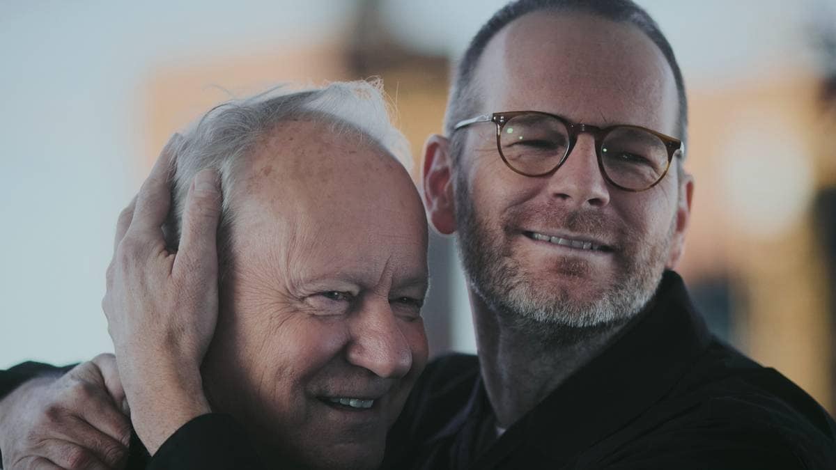 Stellan Skarsgård vant «Europas Oscar» – Siste nytt – NRK