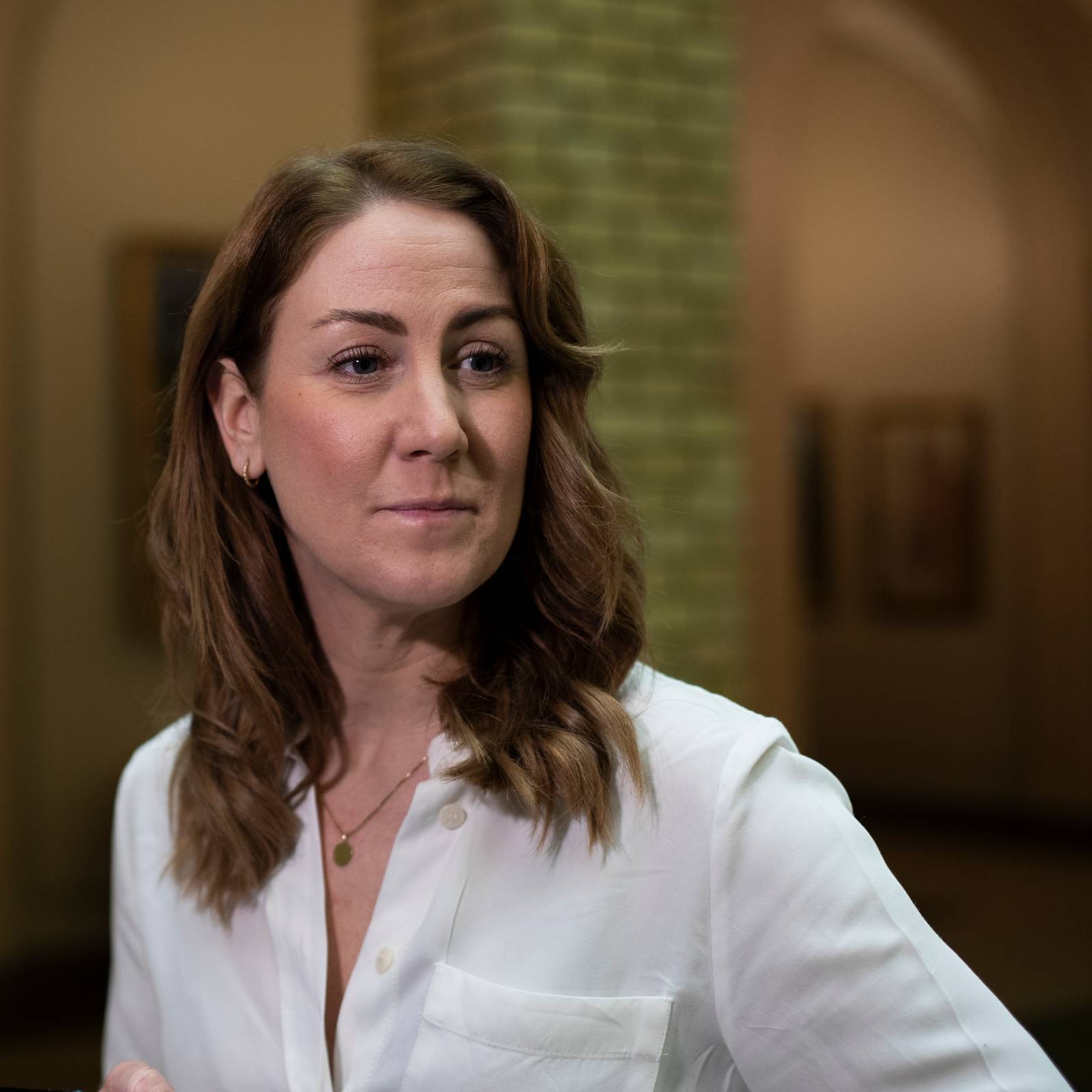 Biskop i Troms ber skole beklage til kvinnelig prest – NRK Troms og ...