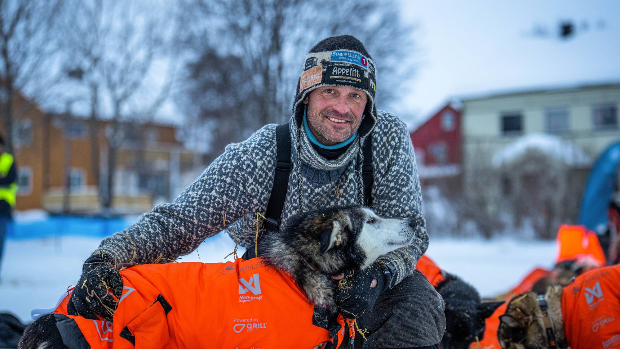 Kristin Harila halvveis i verdensrekordforsøket – klatret 7 av 14 ...