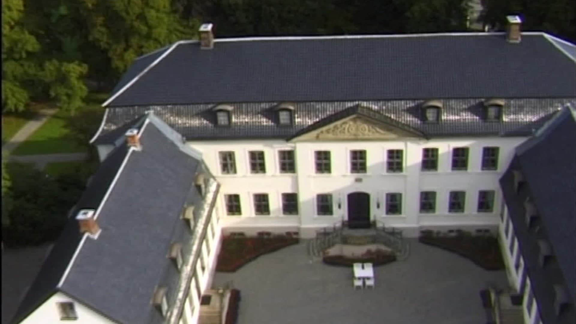 Herskapelig - NRK TV