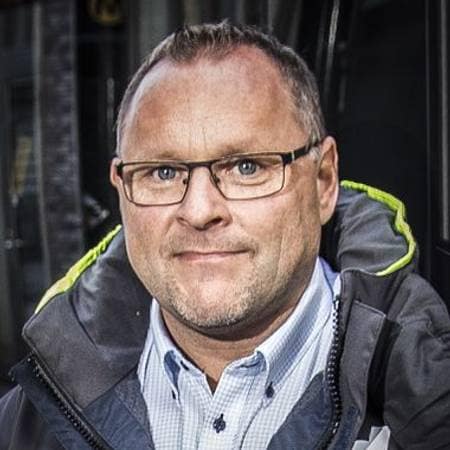 Bruker millioner på å fikse busser: – Mange tilfeller av hærverk – NRK ...