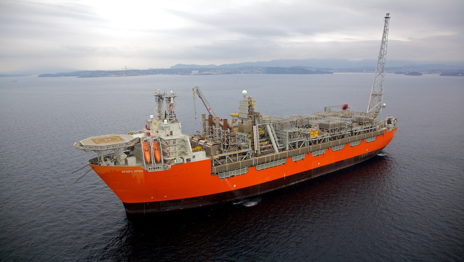 Her kommer Skarv-skipet – NRK