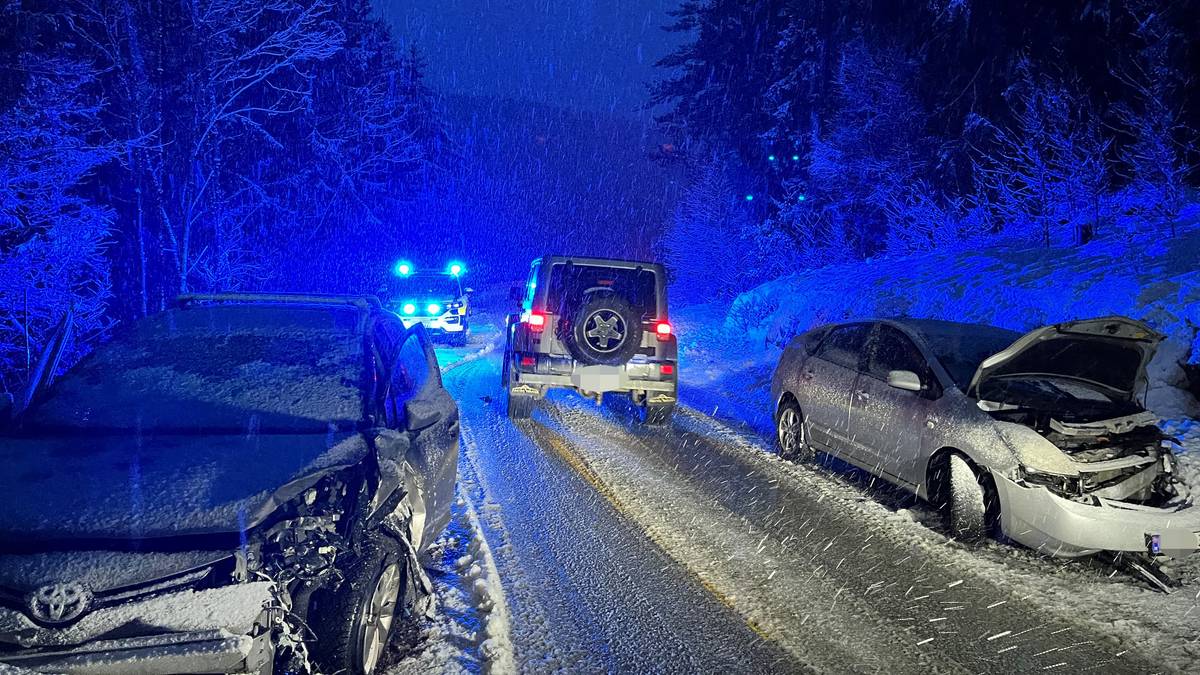 To Biler I Trafikkulykke Nrk Vestfold Og Telemark Lokale Nyheter