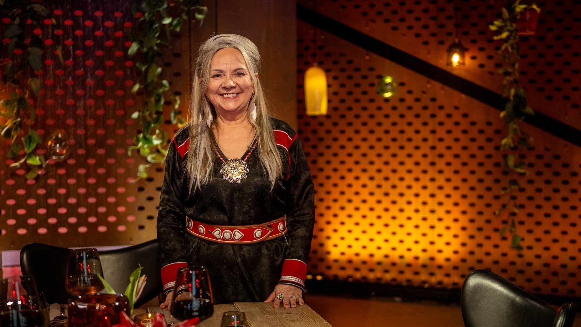 Mari Boine: – In lean jurddahan čierrut TVs – NRK Sápmi - samiske ...