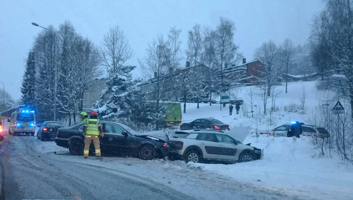 Politiet: – Senk farten etter føreforholdene! – Stor-Oslo