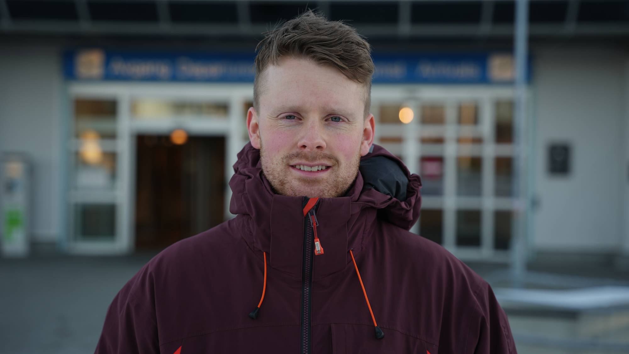 Flygeleder: Rekordmange vil ha samme jobb som Vegard – NRK Nordland