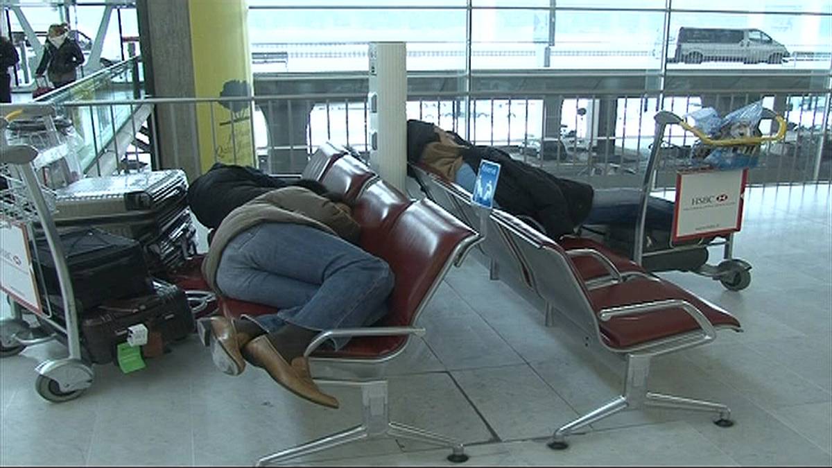 Problemer på europeiske flyplasser – NRK Urix – Utenriksnyheter og ... Problemer på europeiske flyplasser – NRK Urix – Utenriksnyheter og ...