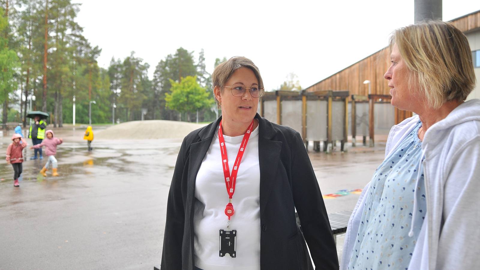 Tøff hverdag for SFO-ansatte: – De kommer på kontoret og gråter – NRK ...