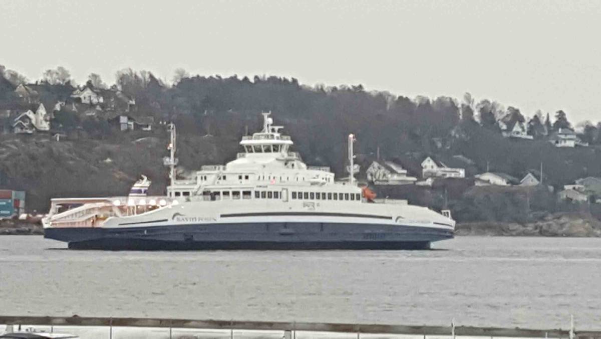 Ny ferge på plass i Moss – NRK Østfold – Lokale nyheter, TV og radio