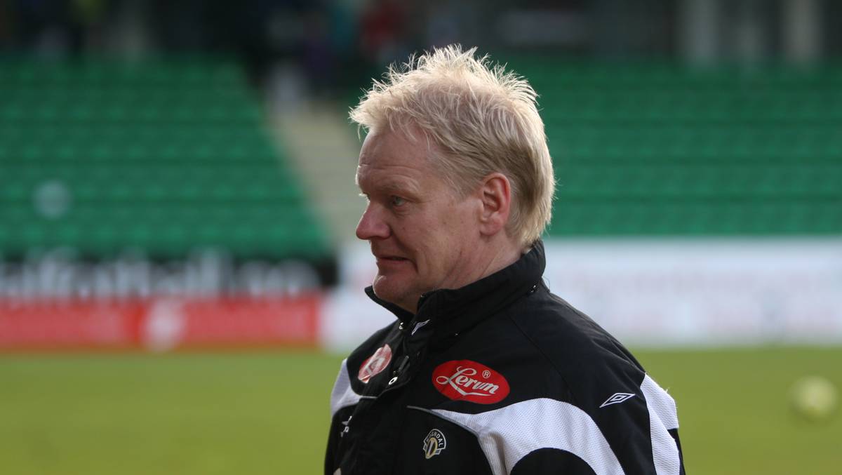 Estisk landslagsback i Sogndal – NRK Vestland