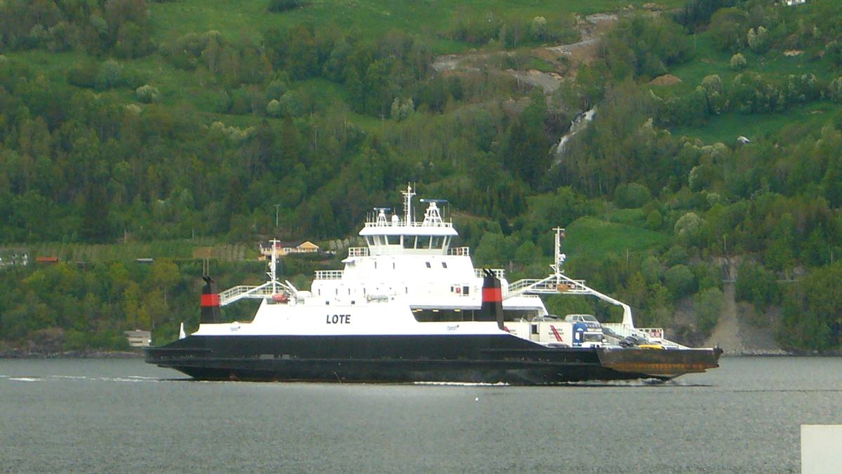 Ferjer og båtar del 10 – NRK Vestland