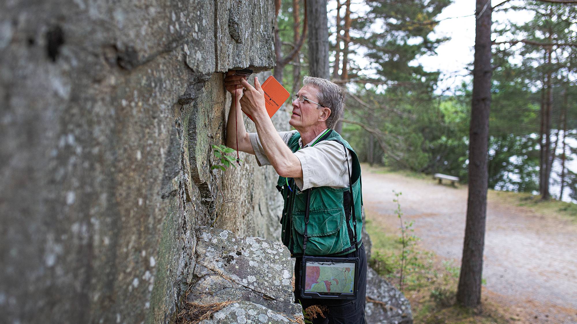 Geologer utforsker fjell som kan lagre Norges atomavfall – NRK Østfold – Lokale nyheter, TV og radio