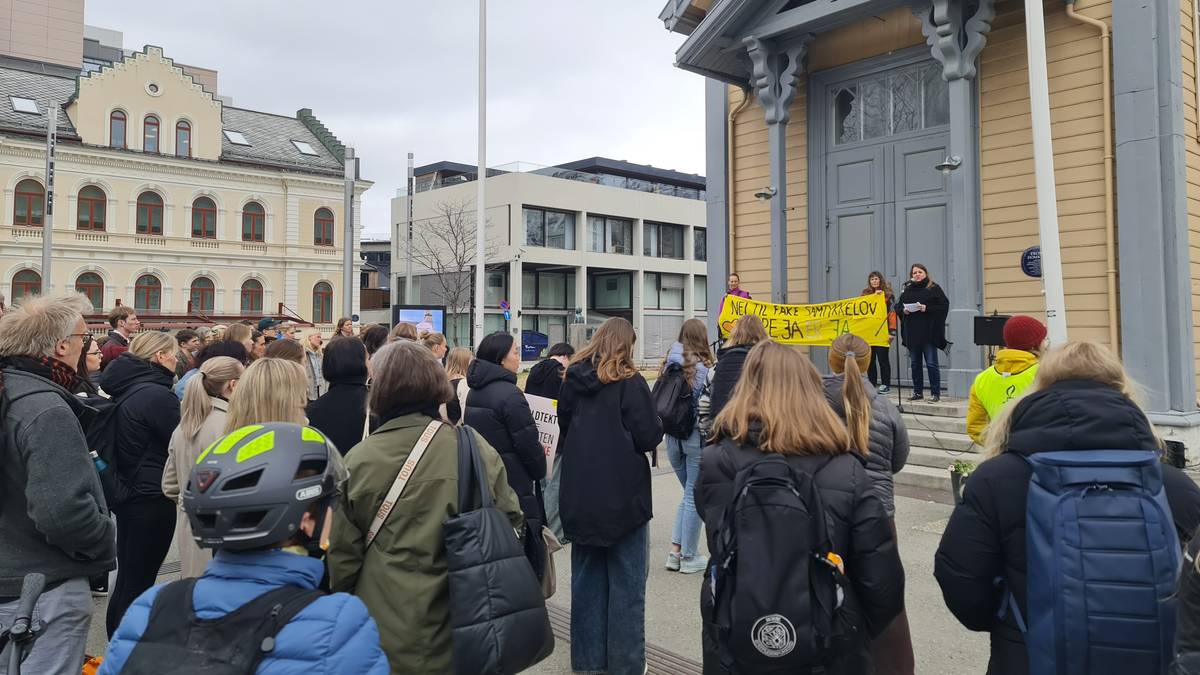 Markering for samtykkelov i Tromsø – NRK Troms og Finnmark