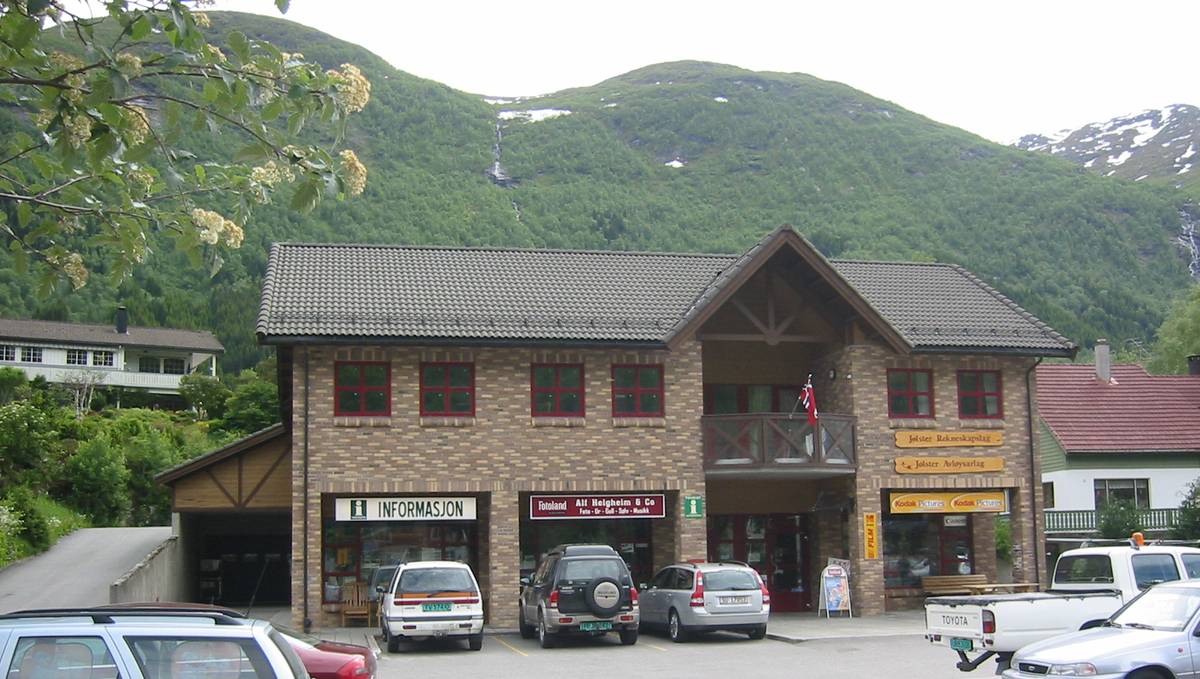 Skei godkjend som turiststad – NRK Vestland