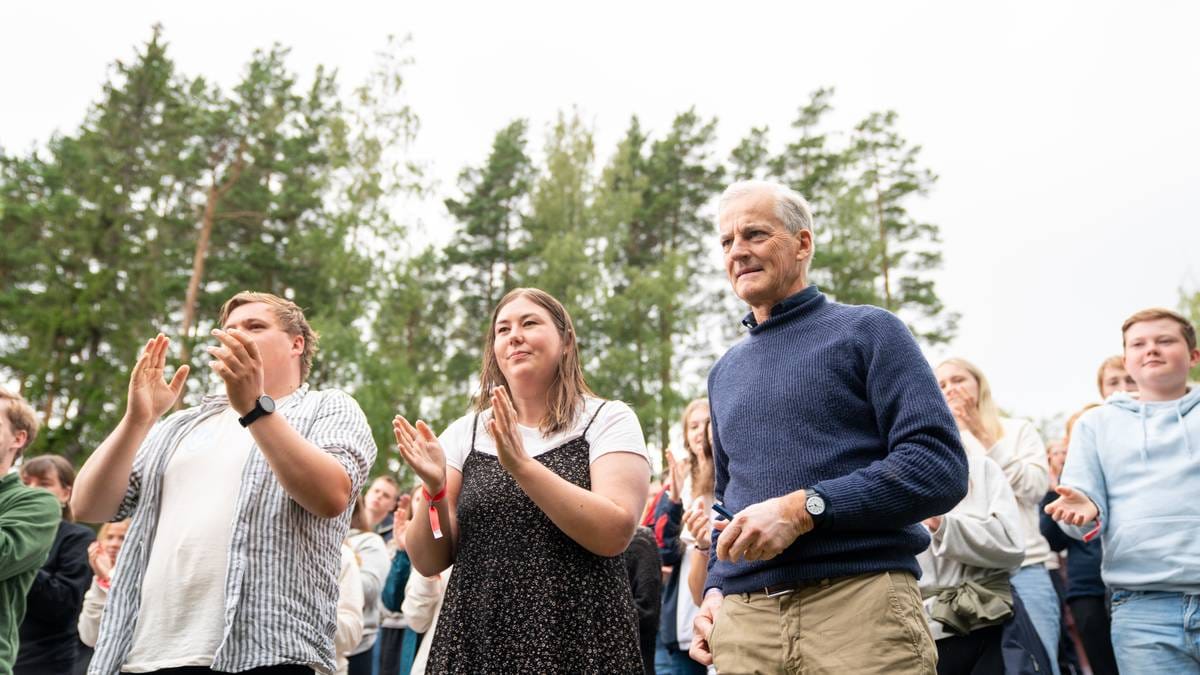 Gaute (29) overlevde terroren – en av få aktive igjen i AUF – NRK Norge – Oversikt over nyheter ...