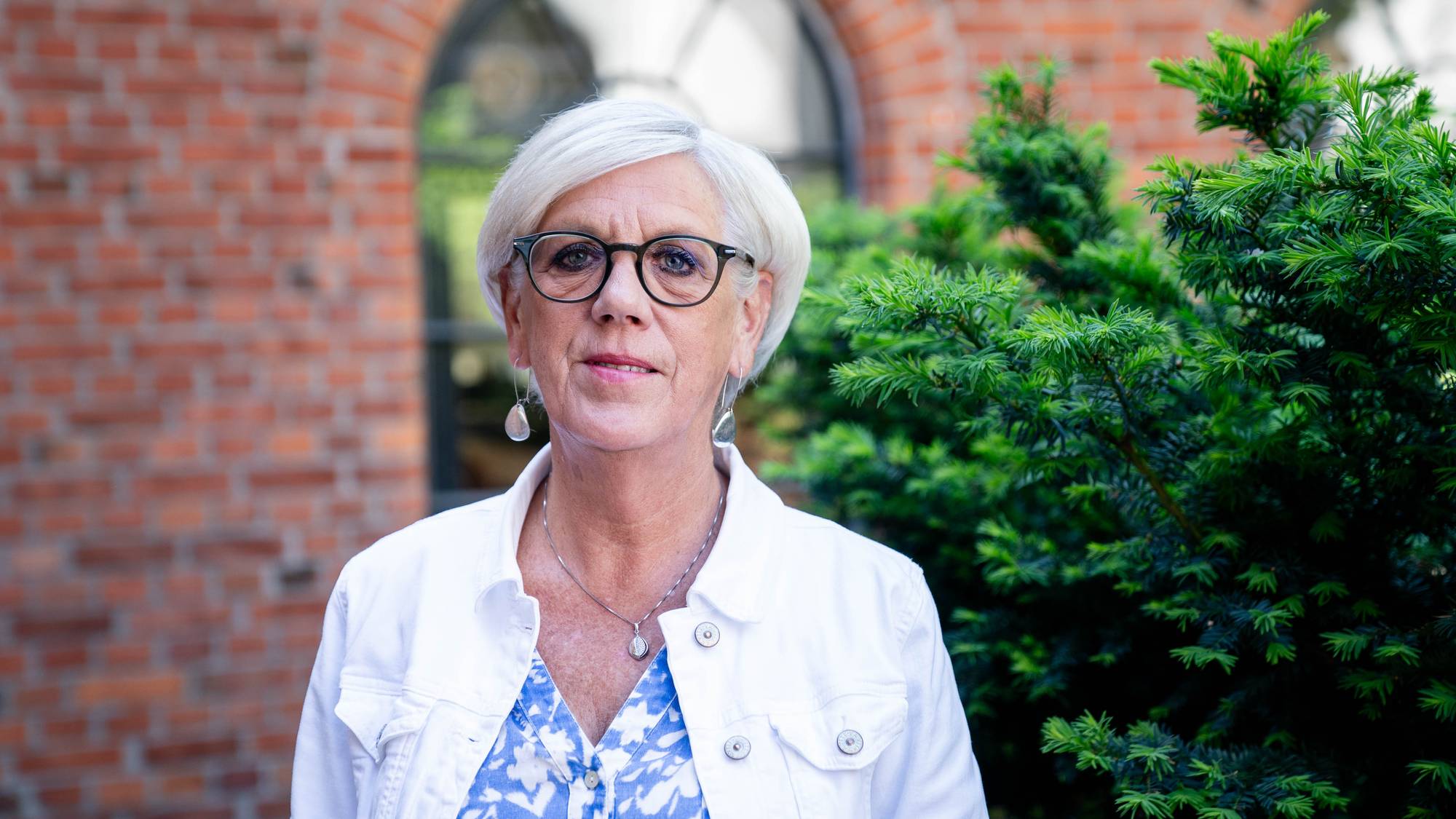 Hilde Henriksen Waage: - En mørk dag i verdenshistorien – Siste nytt – NRK