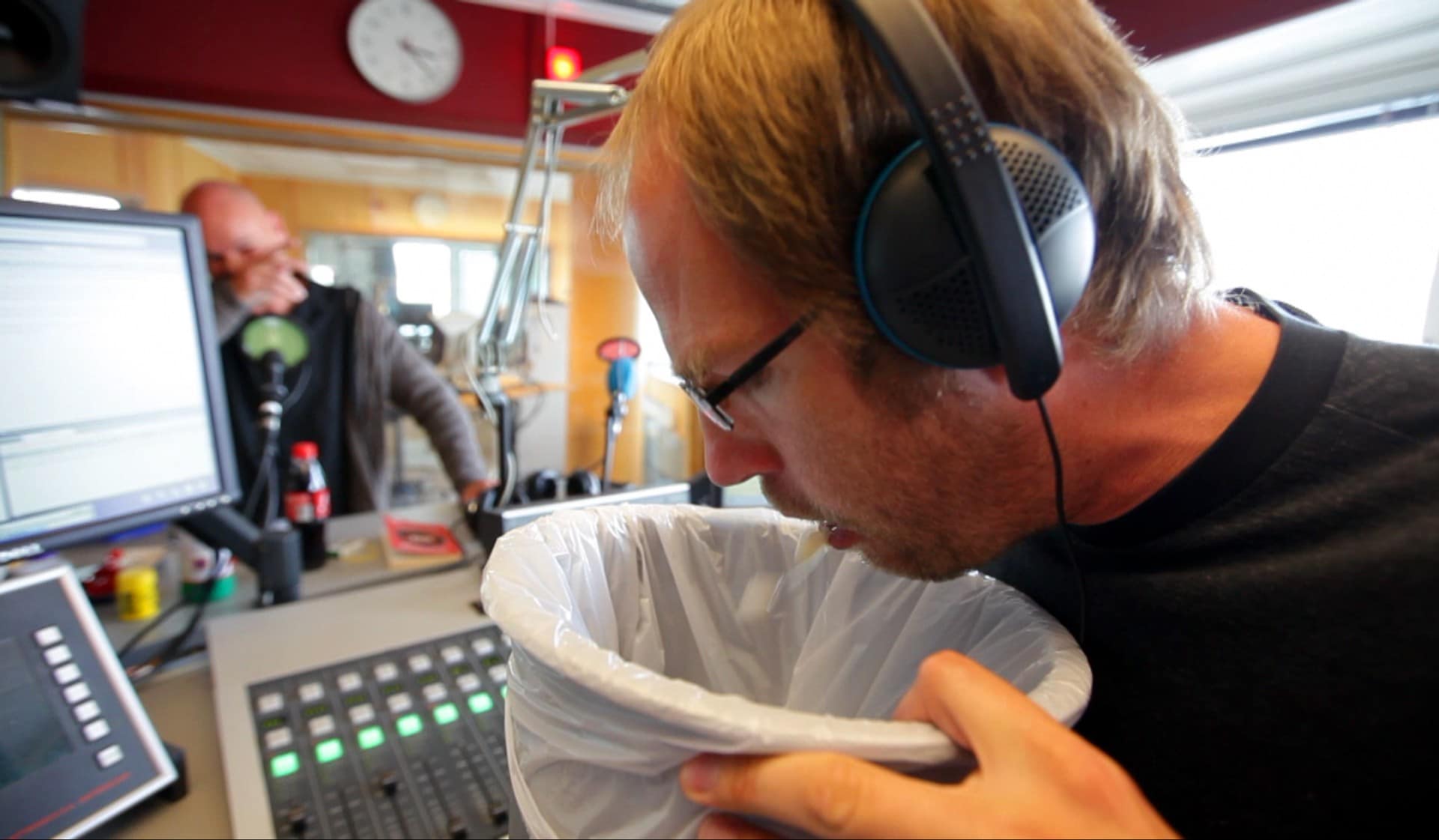 Knut Folkestad gjør ting en gang – NRK