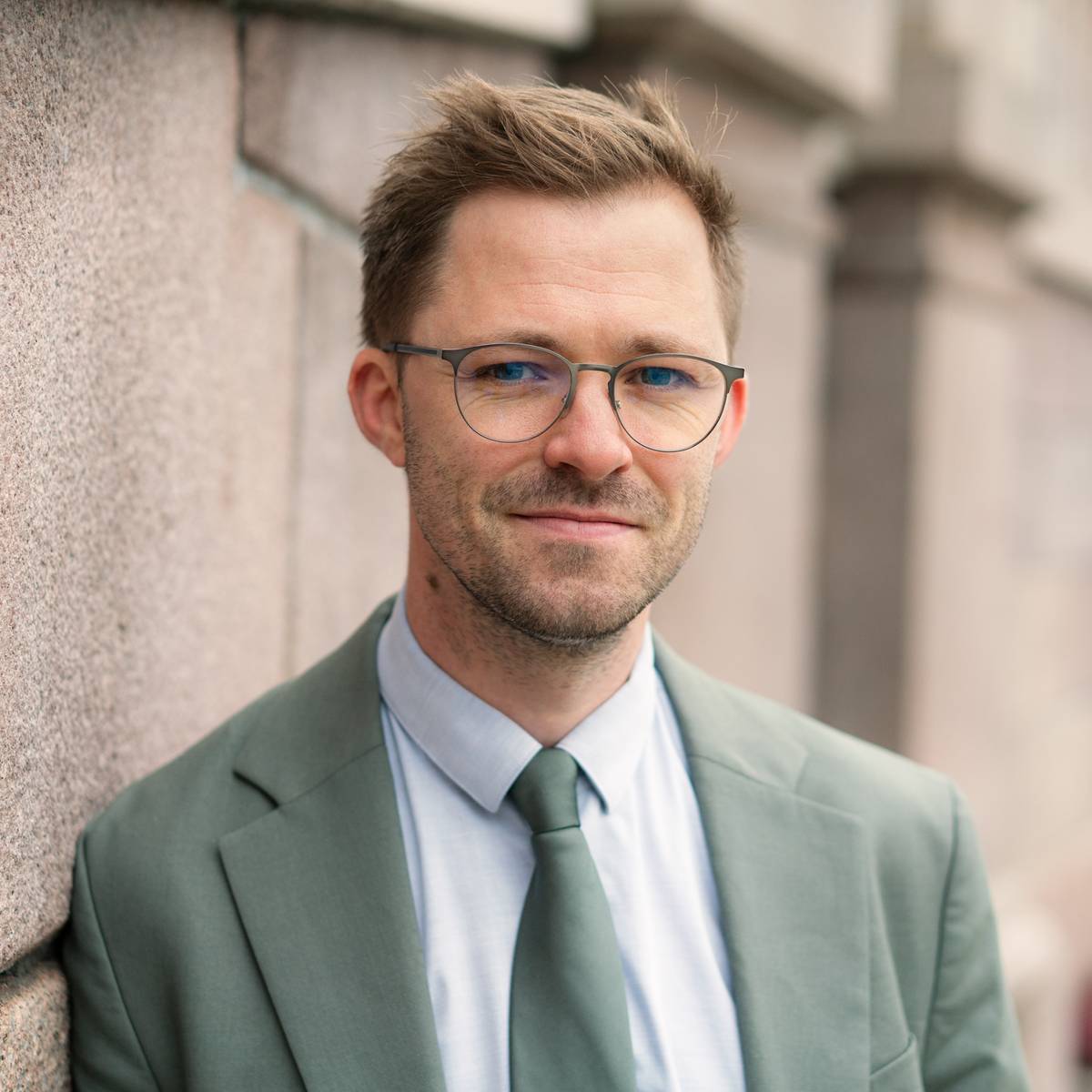 Anmeldelse: «Fyrsten» av Emil André Erstad – Anmeldelser og anbefalinger