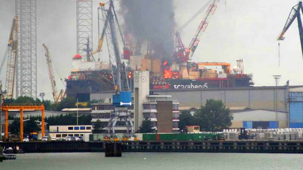 Norsk oljerigg i brann – NRK Urix – Utenriksnyheter og -dokumentarer
