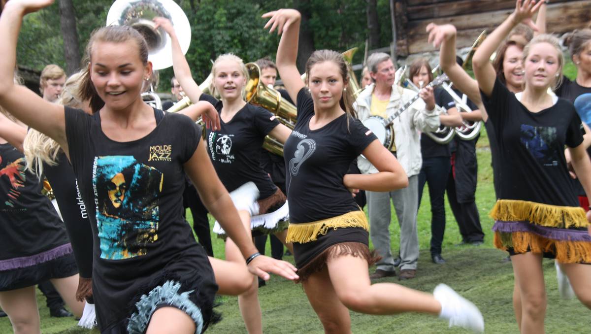 Slik startet årets Moldejazz – NRK Møre og Romsdal – Lokale nyheter, TV ...