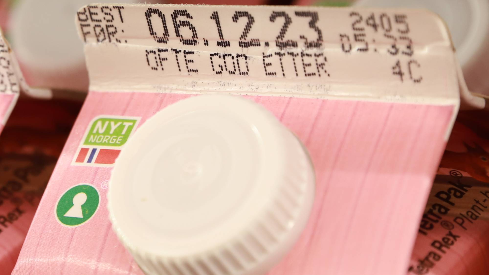 Meieria tek grep – mjølka surnar saktare enn før – NRK Vestland