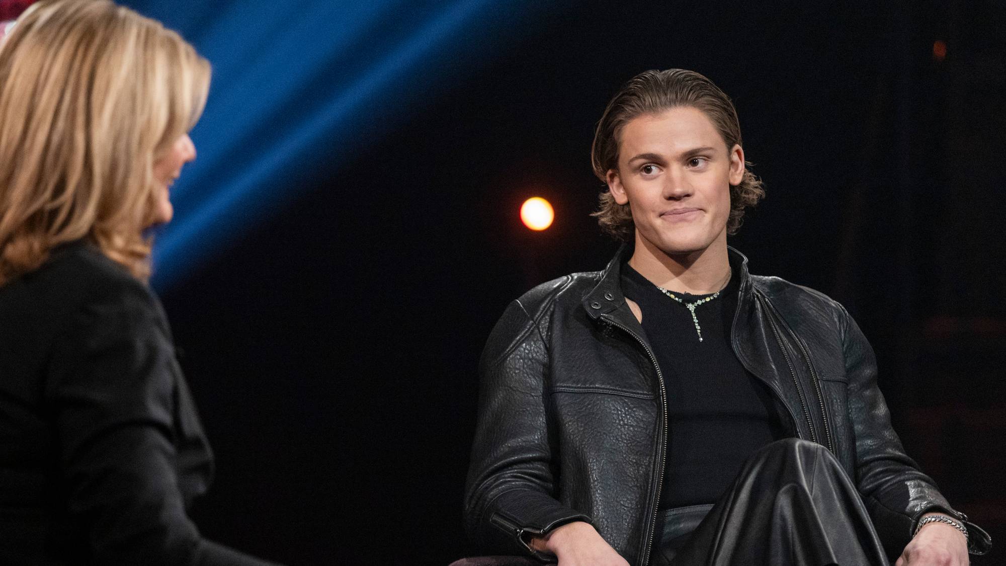 Lucas Braathen måtte ha alvorsprat med faren: – Rømte vekk fra den ...