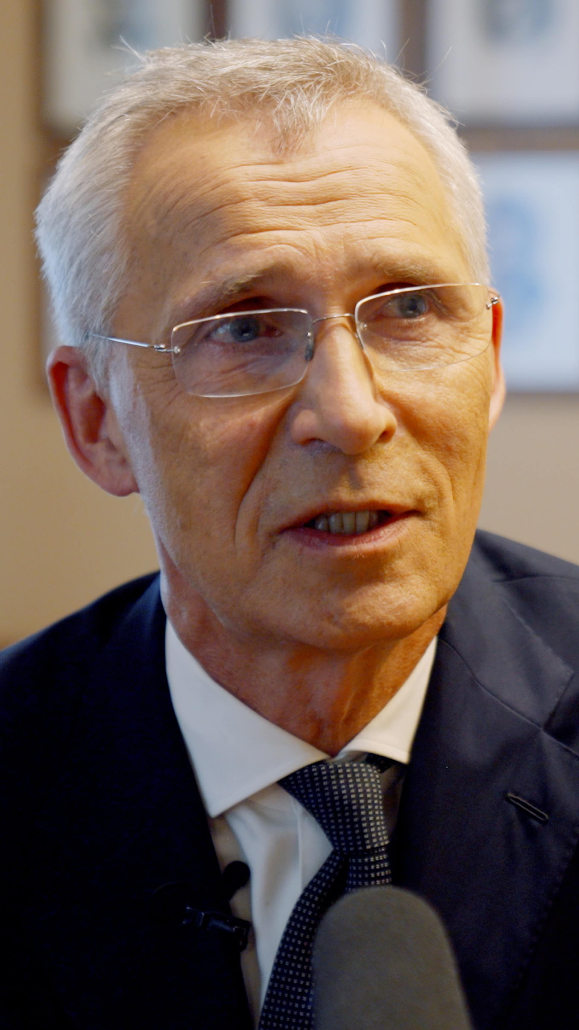 Stoltenberg ble advart før møte i Det ovale kontor - Seriesnakk - Video ...