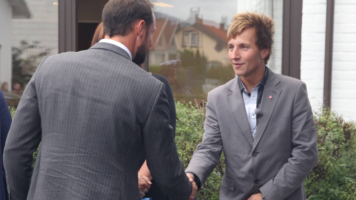 Sterkt gjensyn med Kronprinsen – NRK Vestfold og Telemark – Lokale ...