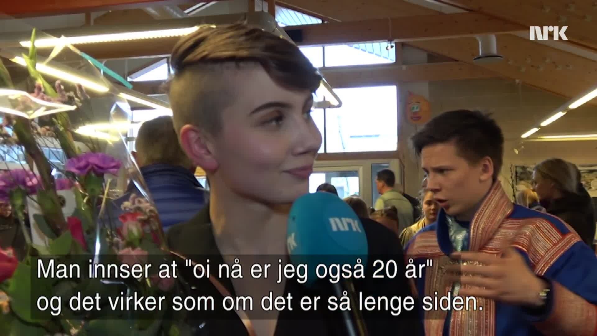 Ella Marie Hætta Isaksen i Tana kulturskolens 20 års jubileum – NRK