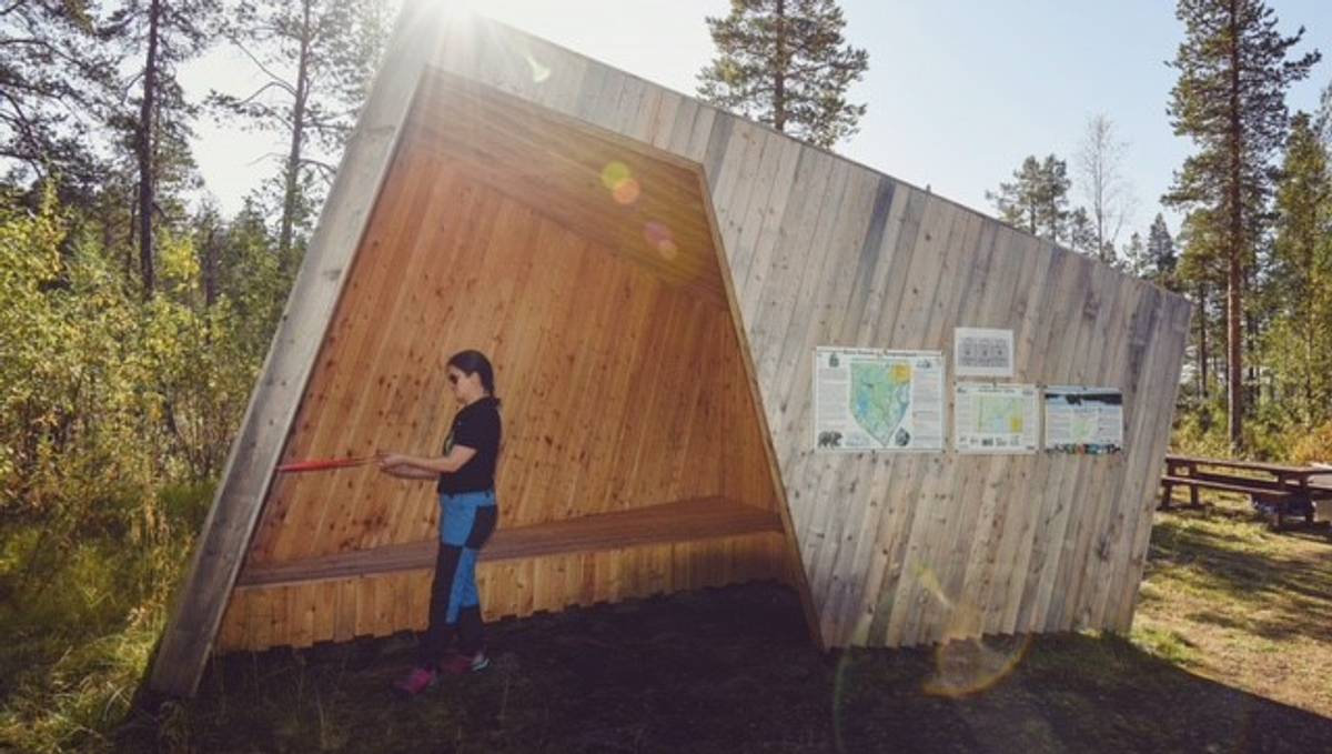 Åpnet ny gapahuk i Pasvik – NRK Troms og Finnmark