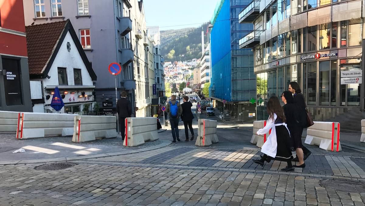Sperringer i Bergen sentrum – Siste nytt – NRK