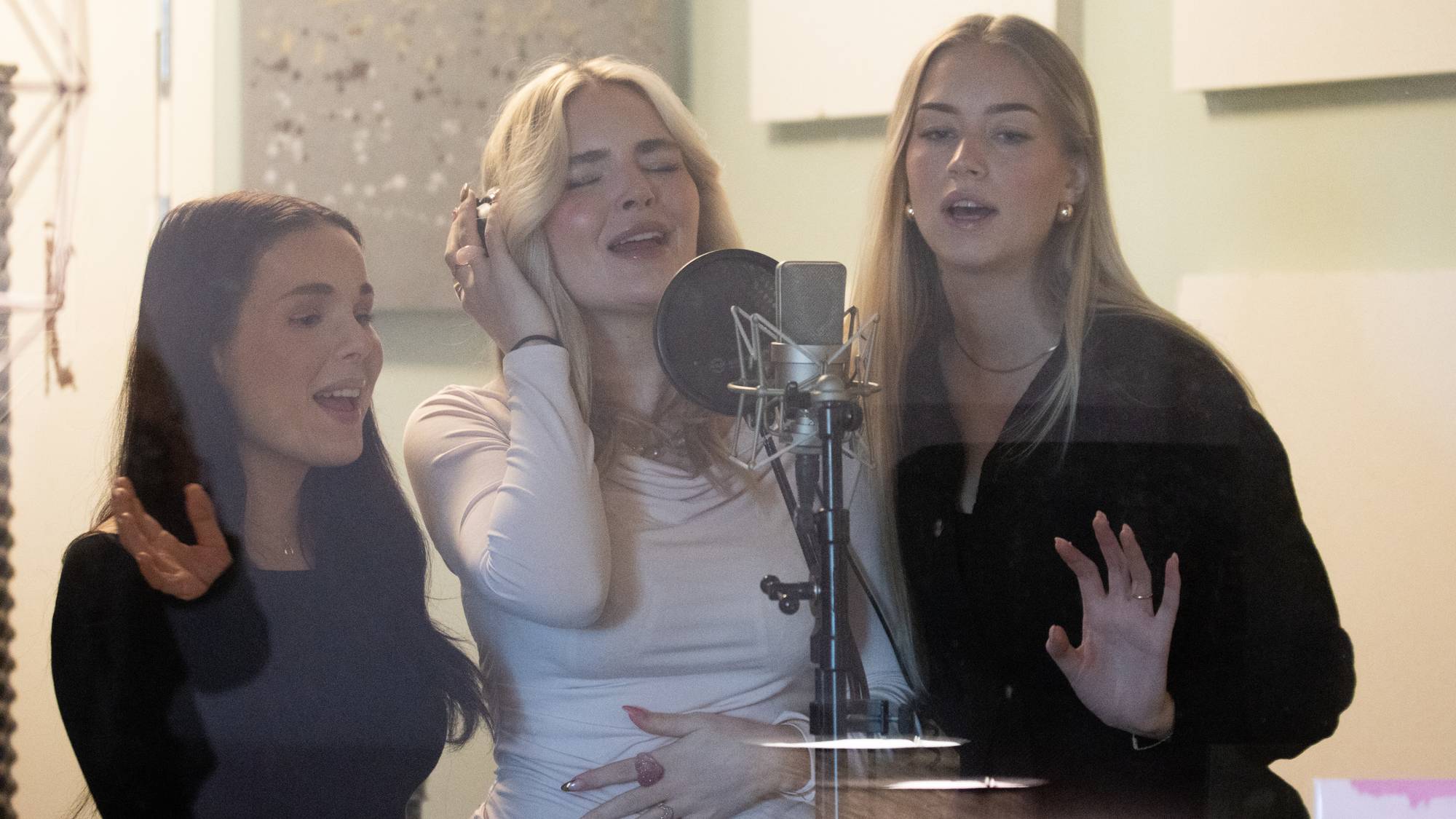 LLL vil bli dei nye Spice Girls: – Da må dei bli eit førebilete – NRK ...