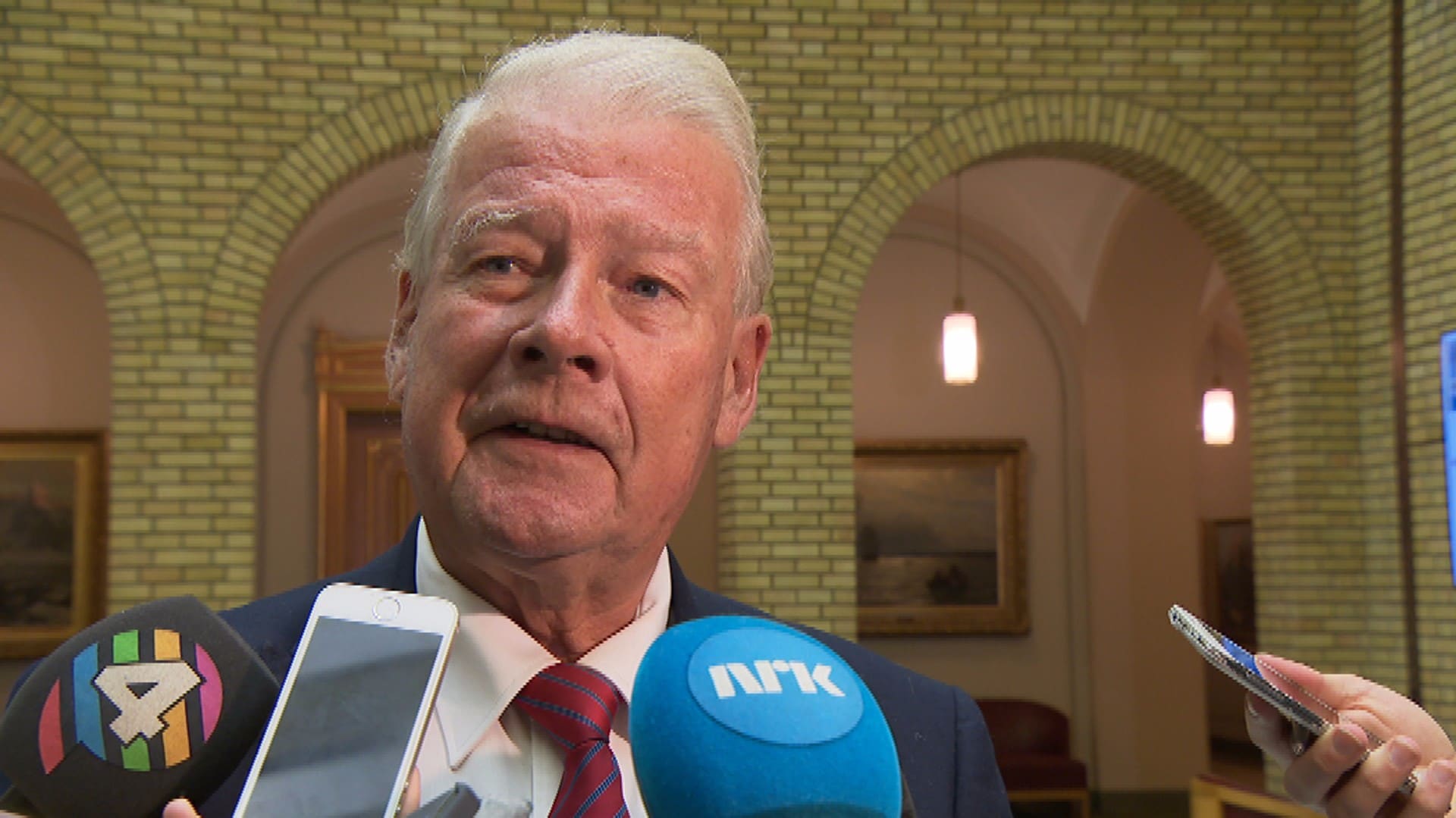 Stortinget har talt: Carl I. Hagen får ikke plass i Nobelkomiteen – NRK ...