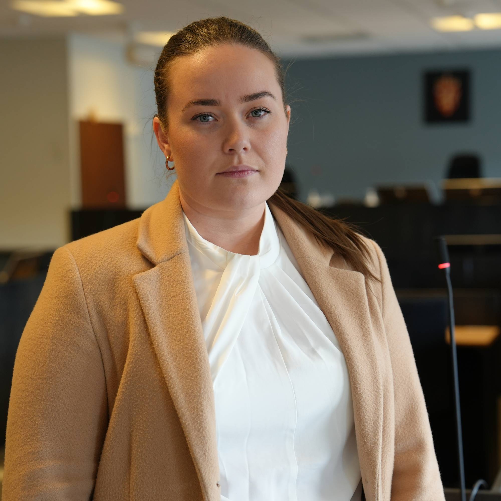 Hevder varsel om overgrepstiltalt trener ble ignorert: – I stedet fikk ...