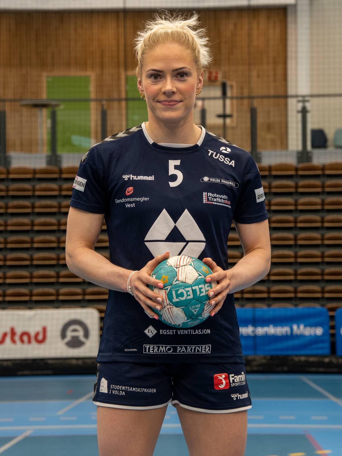 Kine Kvalsund og Volda til eliteserien – Anja Hammerseng-Edin og Stig ...