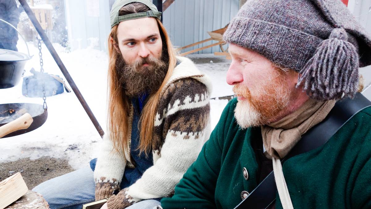 Derfor dumpet Enok mobilen etter «Anno» – NRK Vestland