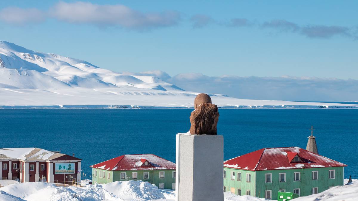 Russland anklager Norge for å ha militarisert Svalbard i strid med ...