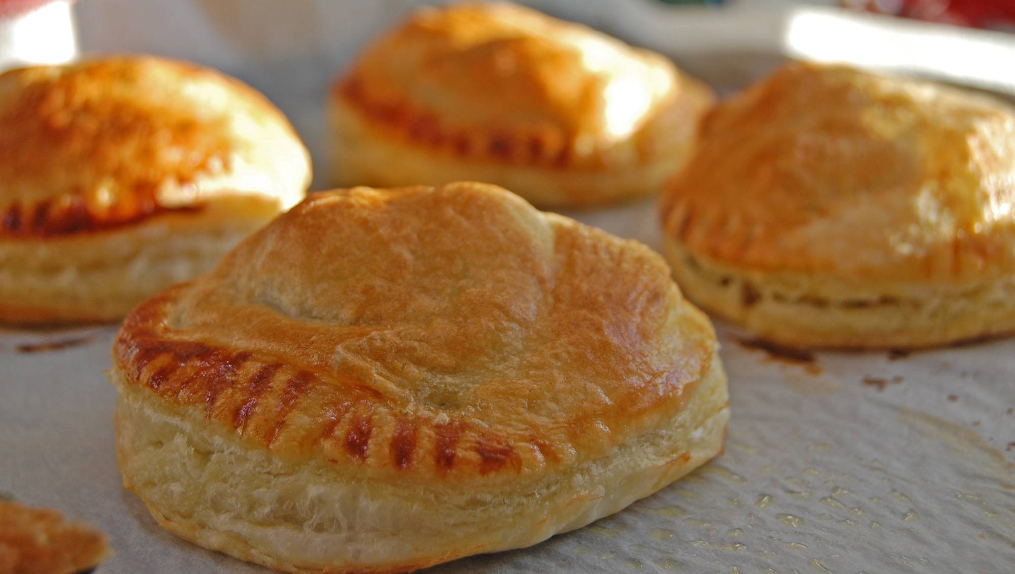 Snegler på to måter – NRK Mat – Oppskrifter og inspirasjon