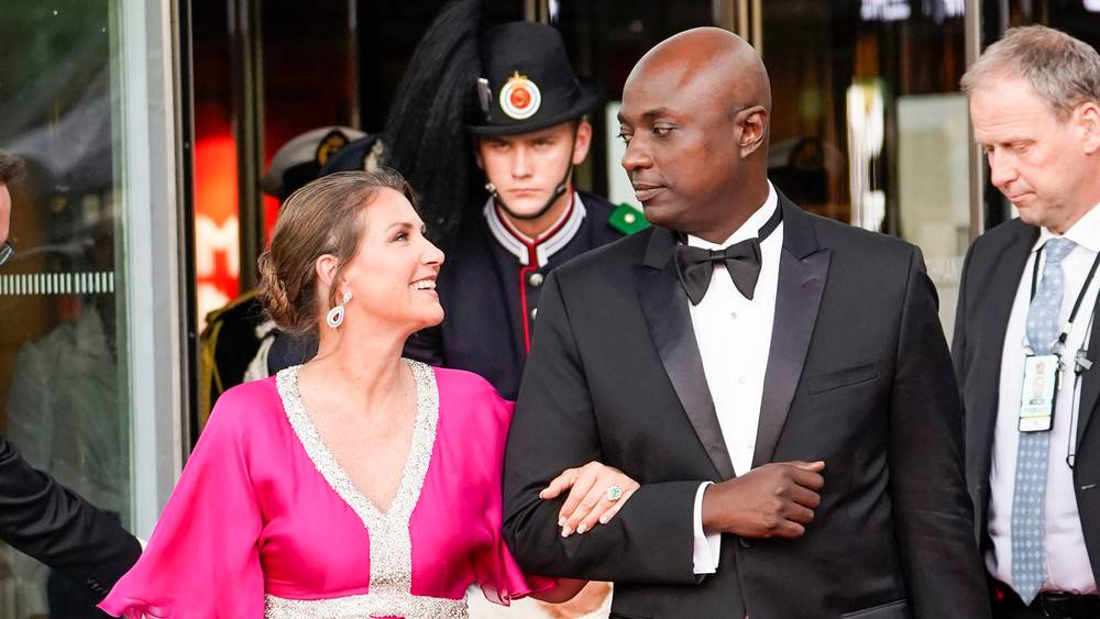 Dette vet vi om Märtha Louise og Durek Verrets bryllup: Fest flere ...